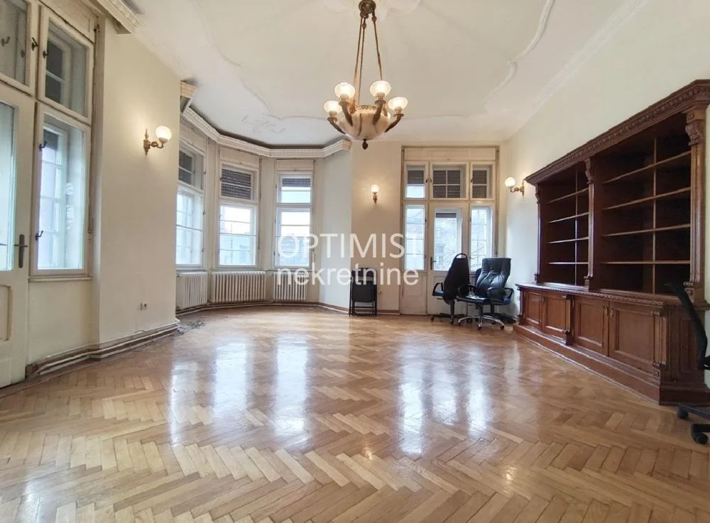 Kneza Miloša, salonac, uknjižen, odmah useljiv ID#3323
855.000 €