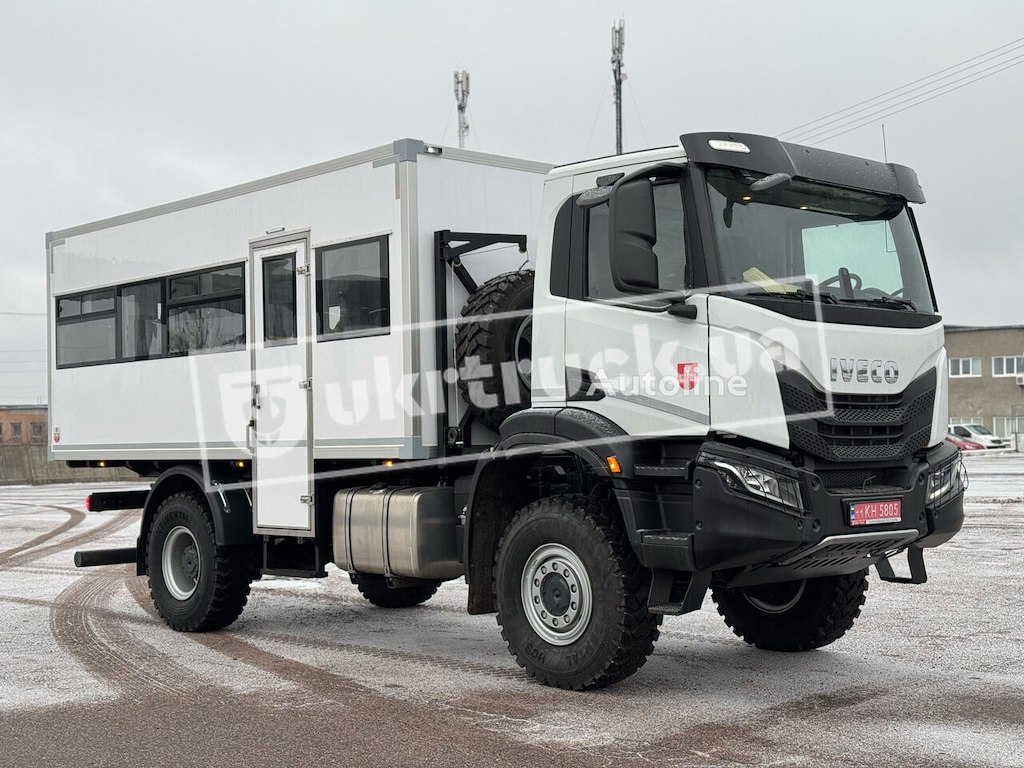 Novi IVECO T-WAY terenski autobus
