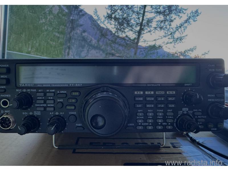 YAESU FT-847 Multiband 100.W