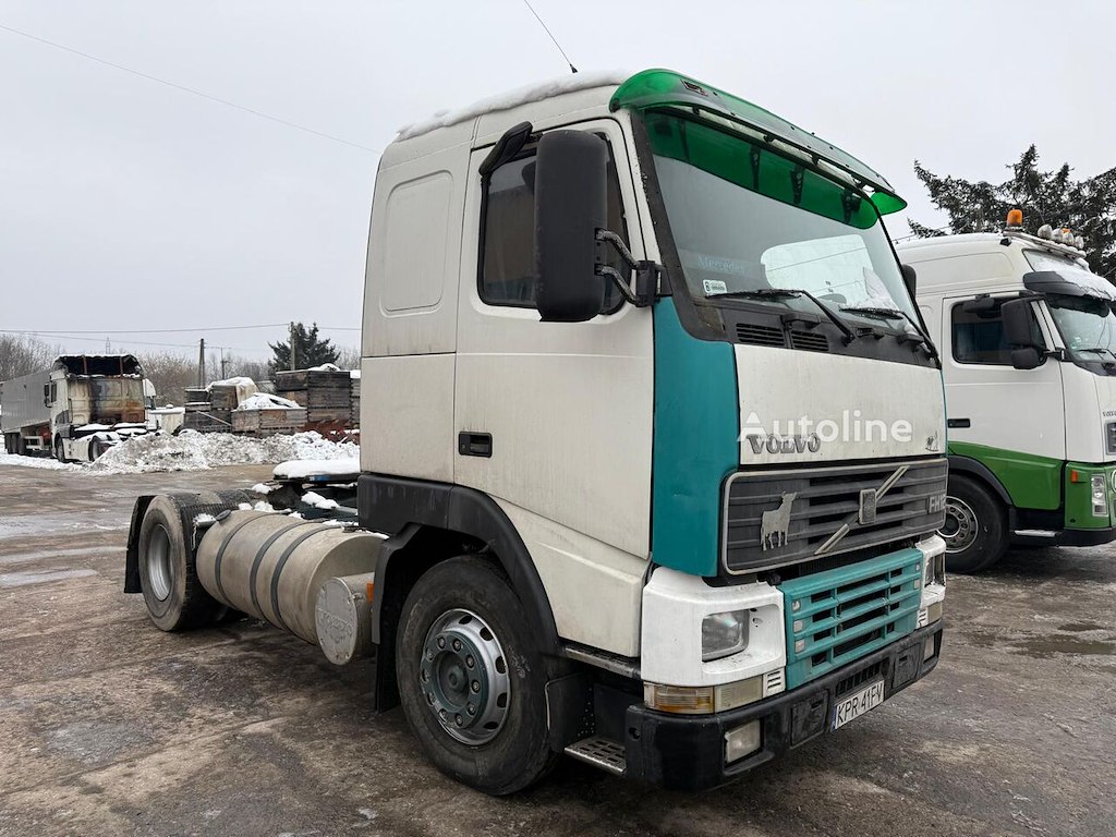 Volvo FH12 tegljač