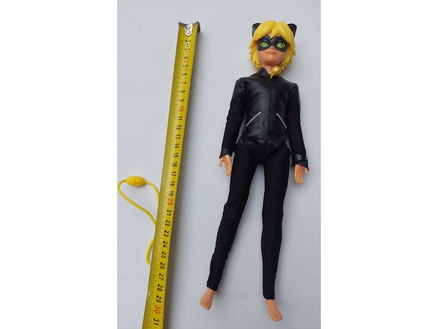 Ladybug Miraculous Cat Noir lutka,3500 din..