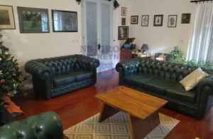 Prodajem Kuću, Adice