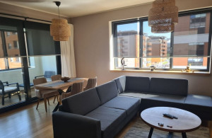 Iznajmljujem Stan-Apartman, A Blok, Beograd Grad