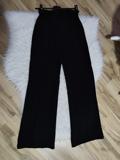NOVE crne svecane pantalone