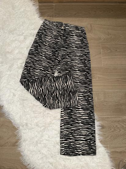 Nove H&M pantalone