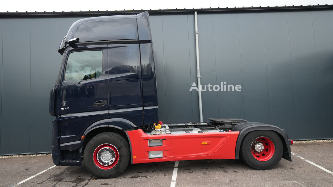 Mercedes-Benz Actros 1945 GigaSpace tractor unit tegljač