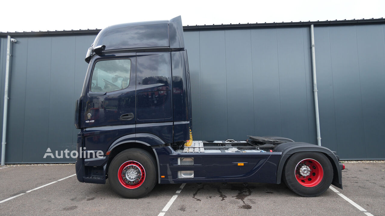 Mercedes-Benz Actros 1945 GigaSpace tractor unit tegljač