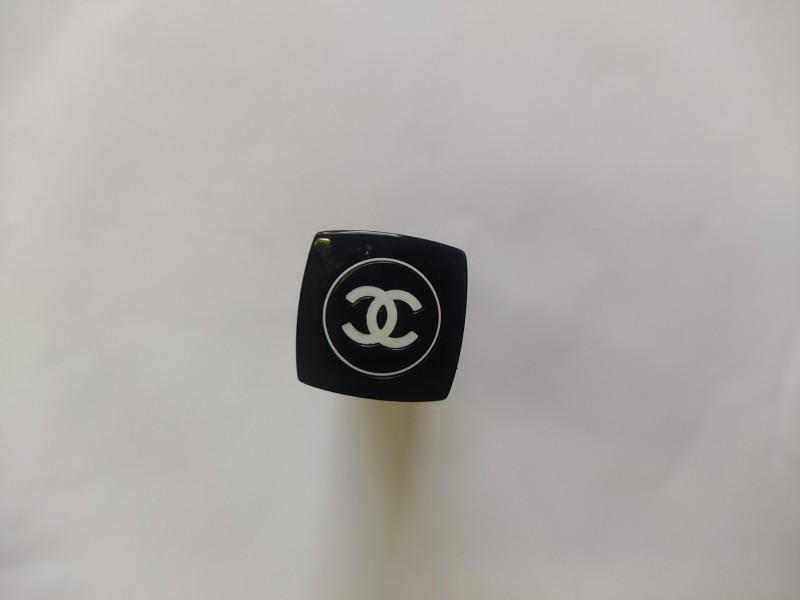 CHANEL RUŽ ZA USNE BR 62 U KARMINU ORIGINAL