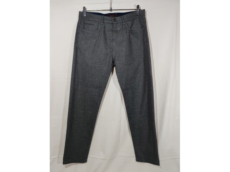 ZARA SLIM PANTALONE NOVO