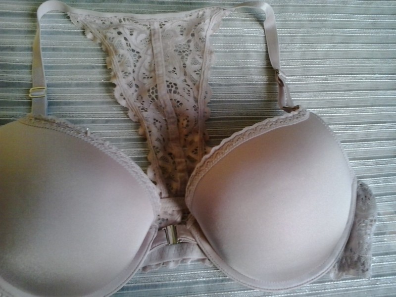 Hunkemoller kao NOV push up grudnjak 80C