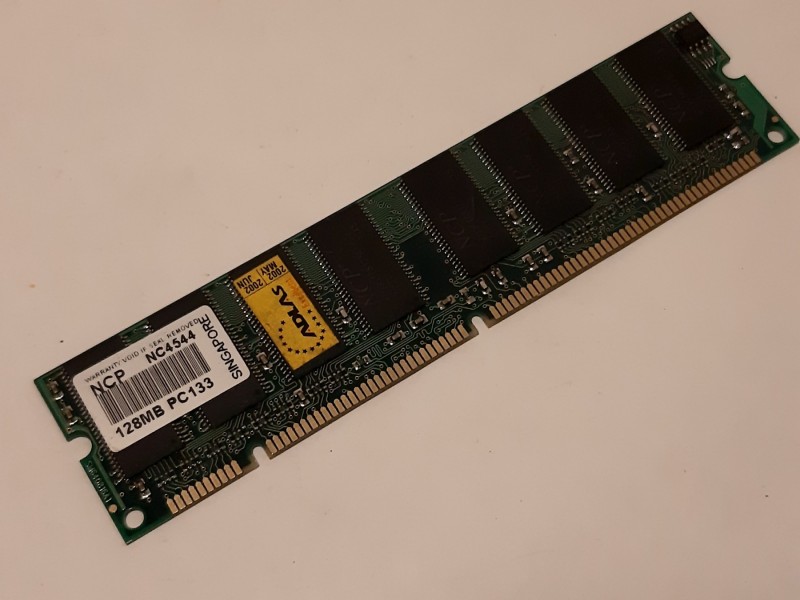 RAM memorija 128MB PC133