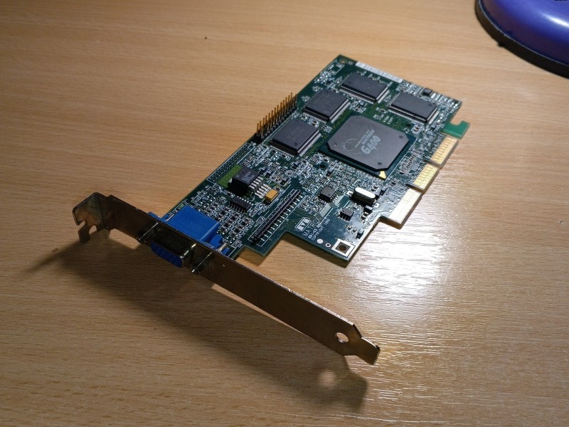 Matrox G400 - neispitana Agp