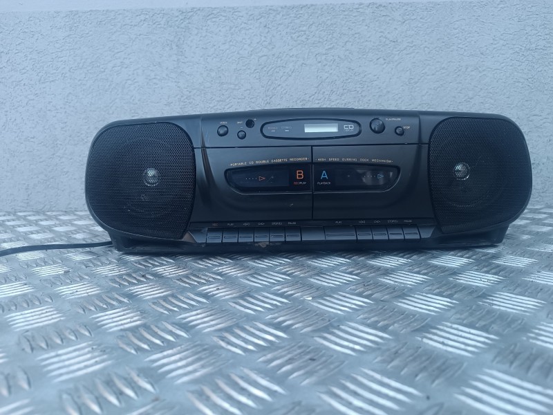 Universum CTR-1040 Radio Boombox