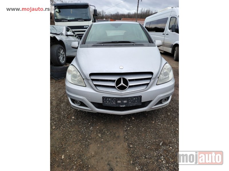 Prednji branik za Mercedes B klasu W245