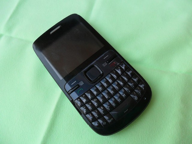 NOKIA C3-00, radi na svim karticama