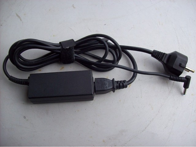 hp adapter laptop iglica 19,5 V-2.31A(45W)(740015-001)