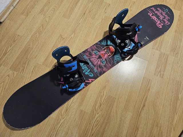 Freestyle snowboard Nitro Desire 142 142cm True twin