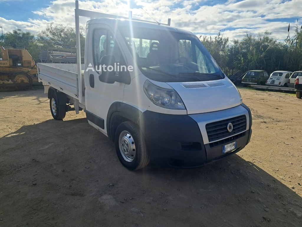 Fiat Ducato 2.3 kamion s ravnom platformom < 3.5t