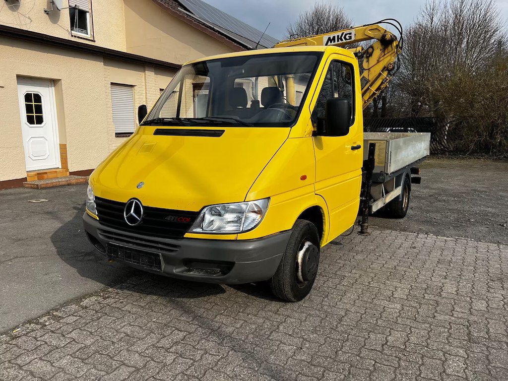 Mercedes-Benz Sprinter 411 CDI / Long flatbed / Crane kamion s ravnom platformom
