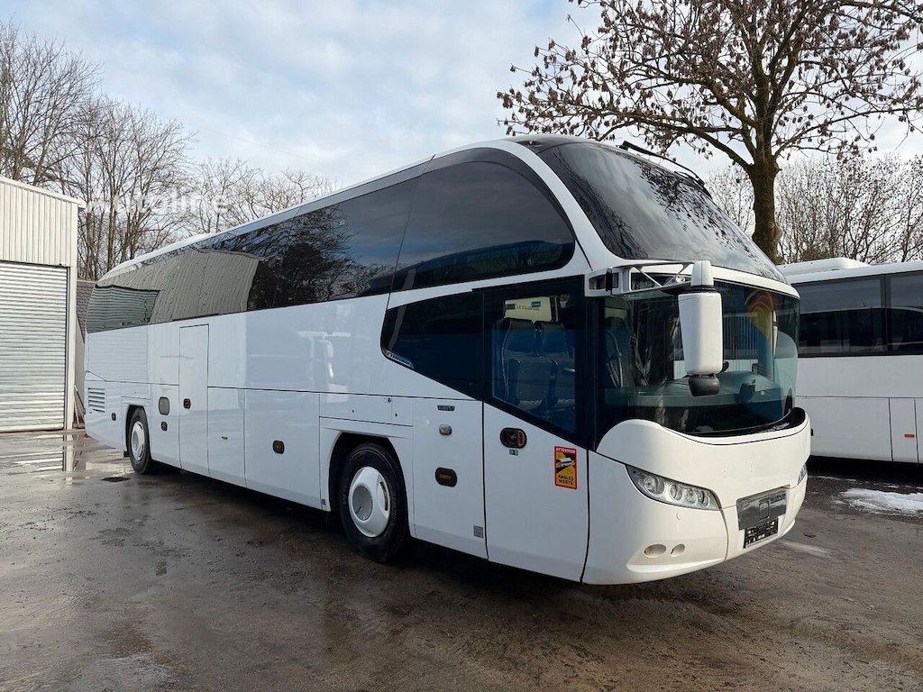 Neoplan Cityliner P14 turistički autobus