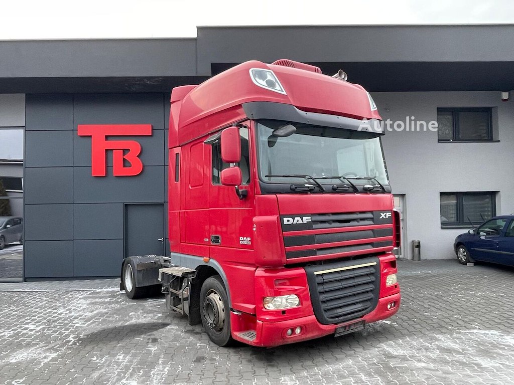 DAF XF 105 460 SSC tegljač