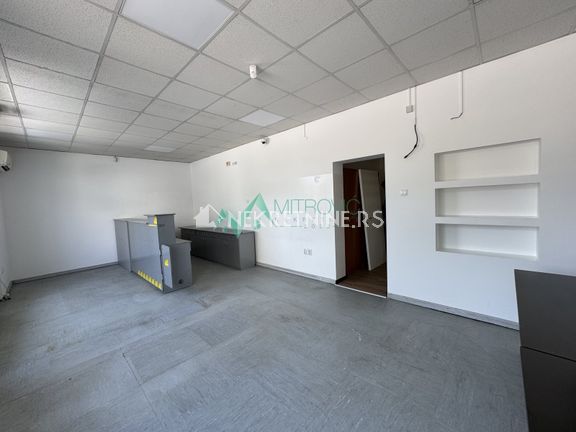 Poslovni prostori,NOVI SAD,TELEP,kv: 500.00, € 3000, ID: 9101223