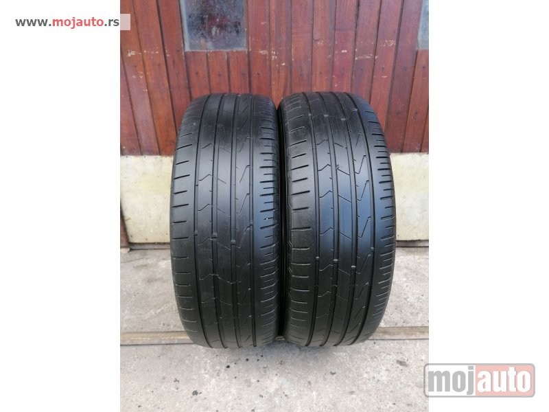 2623. Gume HANKOOK 17-ice, LETNJE 215/60, Šara 4,6 mm