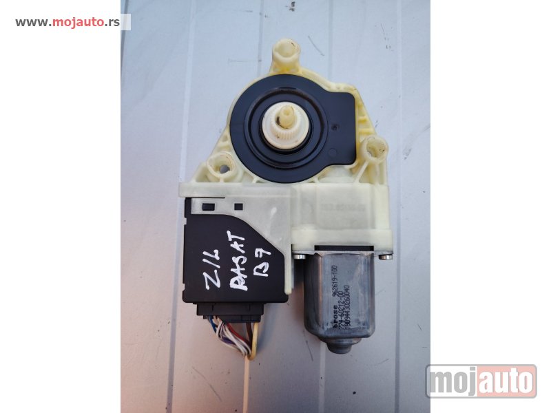 Pasat b7 motor podizača stakla zadnji levi Originalni delovi Moguca ugradnja delova Alfa Romeo 147-156-166-159-GT-MiTo-Giulietta Fiat bravo 2 - croma -grande punto -multipla 2 -punto 3 -stilo-idea...