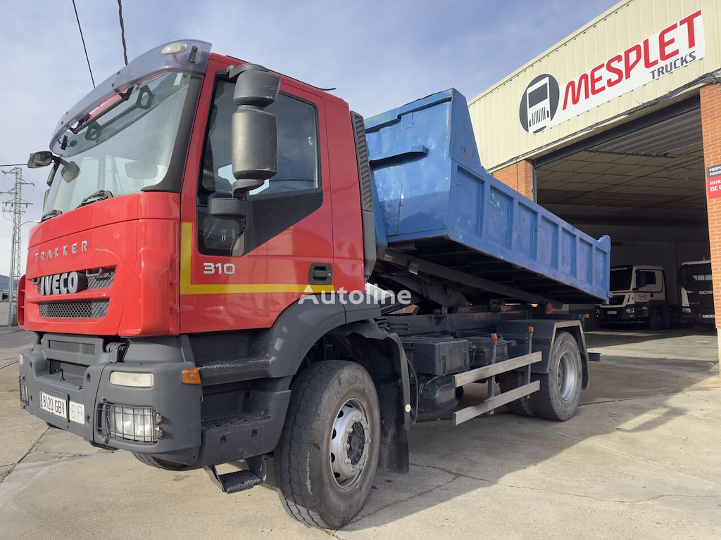 IVECO trakker 310 kamion rol kiper