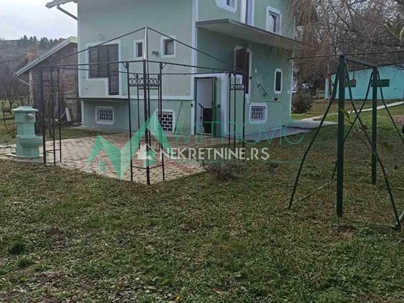 Kuca,BEOČIN,BEOČIN,kv: 1586.00, € 199000, ID: 3000081