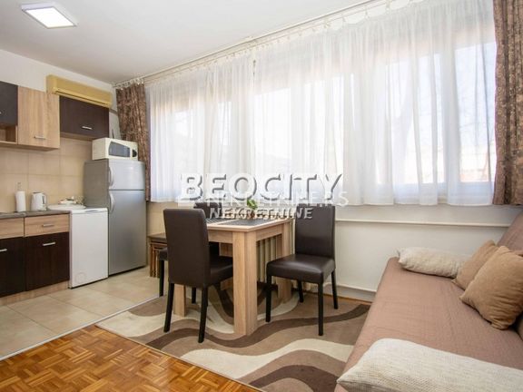 Novi Beograd, Stari Merkator, , 1.5, 35m2, 550EUR