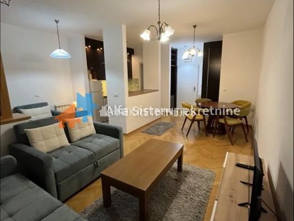 Vračar, Kalenić pijaca, 2.0 stan, 55m2, 850 EUR, ID 52977