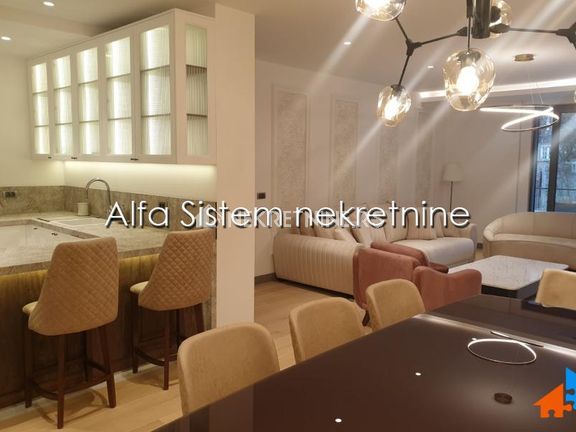 Vračar, Centar, 2.0 stan, 104m2, 2500 EUR, ID 44686