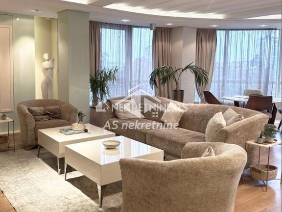 Čukarica, Banovo brdo, 4.0 stan, 197m2, 2100 EUR