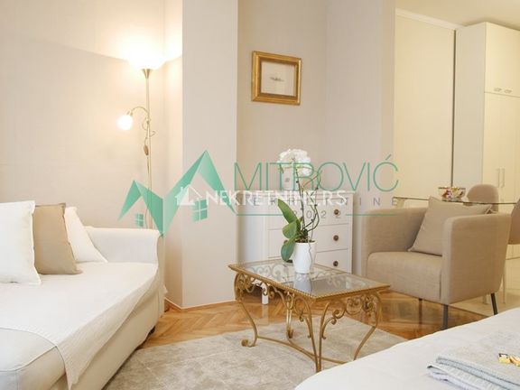 Stanovi,NOVI SAD,CENTAR NS,kv: 36.00, € 500, ID: 9100952