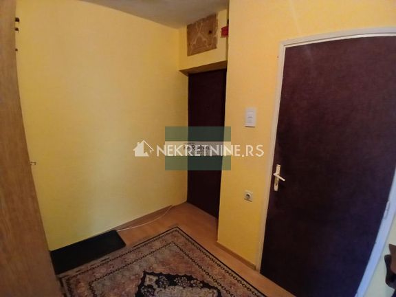 Dvosoban stan – Kajsijar, Jagodina – 61m², terase, podrum, moguća kupovina na kredit!