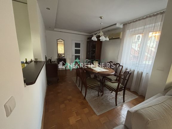 Stan,NOVI SAD,BULEVAR PATRIJARHA PAVLA,kv: 85.00, € 175100, ID: 1003084