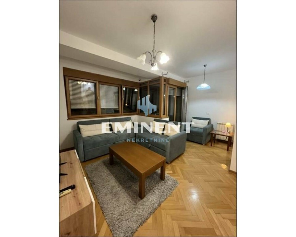Vračar, Kalenić pijaca, Mlatišumina, 2.0, 55m2, 850 EUR