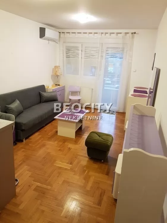 Jednosoban stan, 31 m2, Adamovićevo naselje, Bulevar Evrope ID: 128083