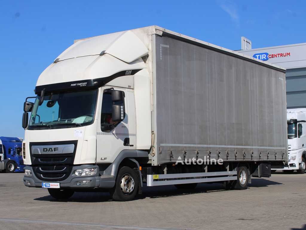 DAF LF 210, EURO 6, SLEEPING BODY kamion sa klizna zavesa cerada