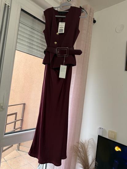 Zara midi haljina s kaisem