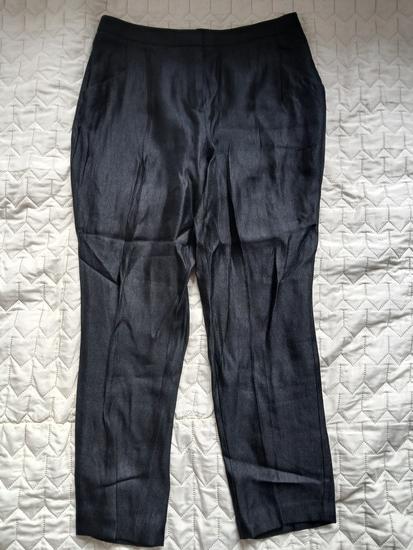Marks&Spencer crne sjajne elegantne pantalone,40