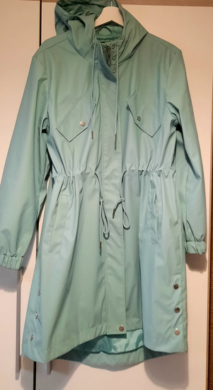 Novo ! Kišni mantil / kabanica 40/42