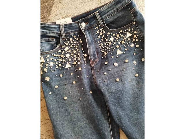 Nove italijanske farmerke Jeans strass, L