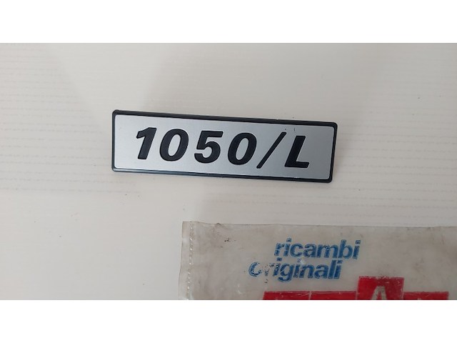 4396643 Emblem 1050 L, for Fiat 127