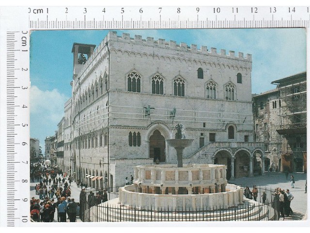 Peruđa,Perugia, Palazzo Comunale - Fontana Maggiore