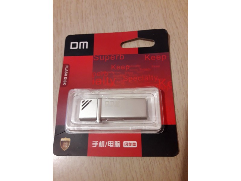USB Flash memorija 32GB - NOVO