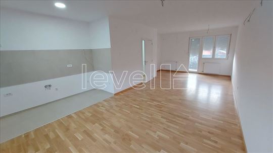 Stan,Novi Sad,Adice,kv: 90.00, € 164000