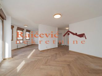 57m² 216.000€
Beograd, Čukarica, Banovo brdo, Trebevicka