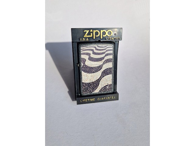 Zippo Copacabana upaljač na benzin iz 2015 godine
